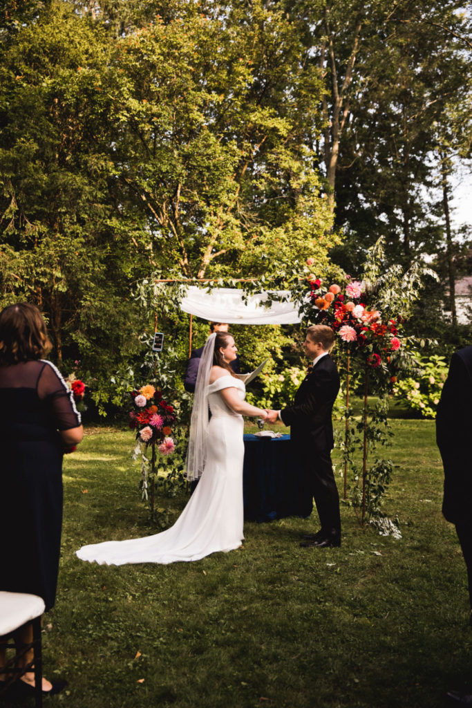 Unique Fall Wedding in New York : Jewel Toned Inspiration
